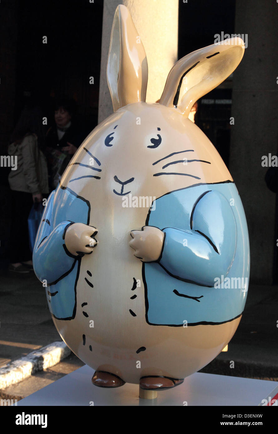 London - Over 100 giant Easter eggs designed by a variety of artists ...