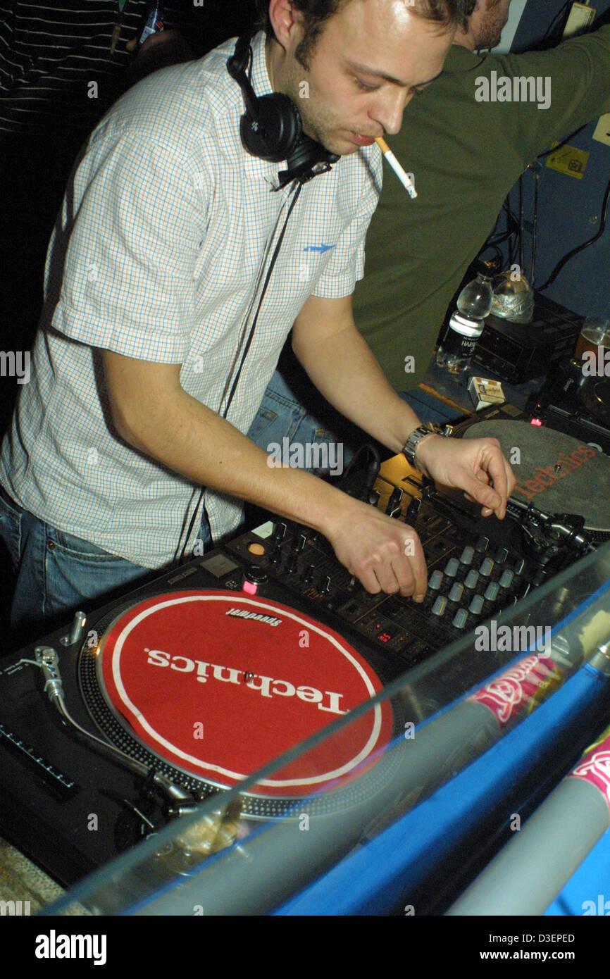 Bristol nightclub hi-res stock photography and images - Alamy