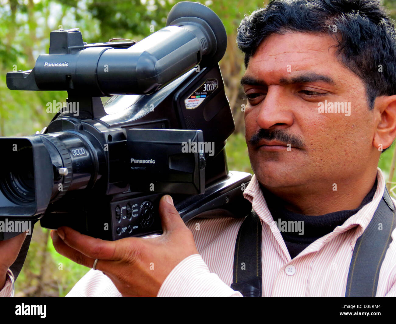 Indian asian dvd hi-res stock photography and images - Alamy