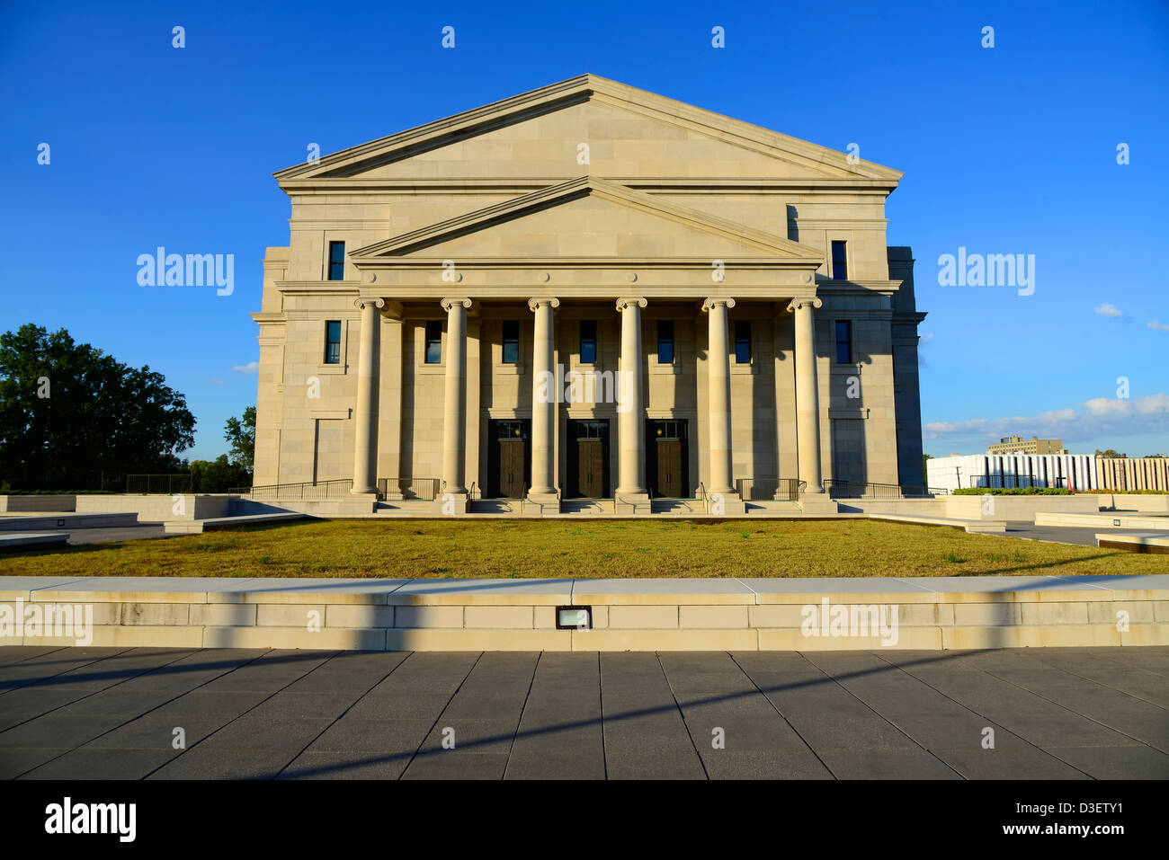 U s supreme court judge courtroom hi-res stock photography and images ...