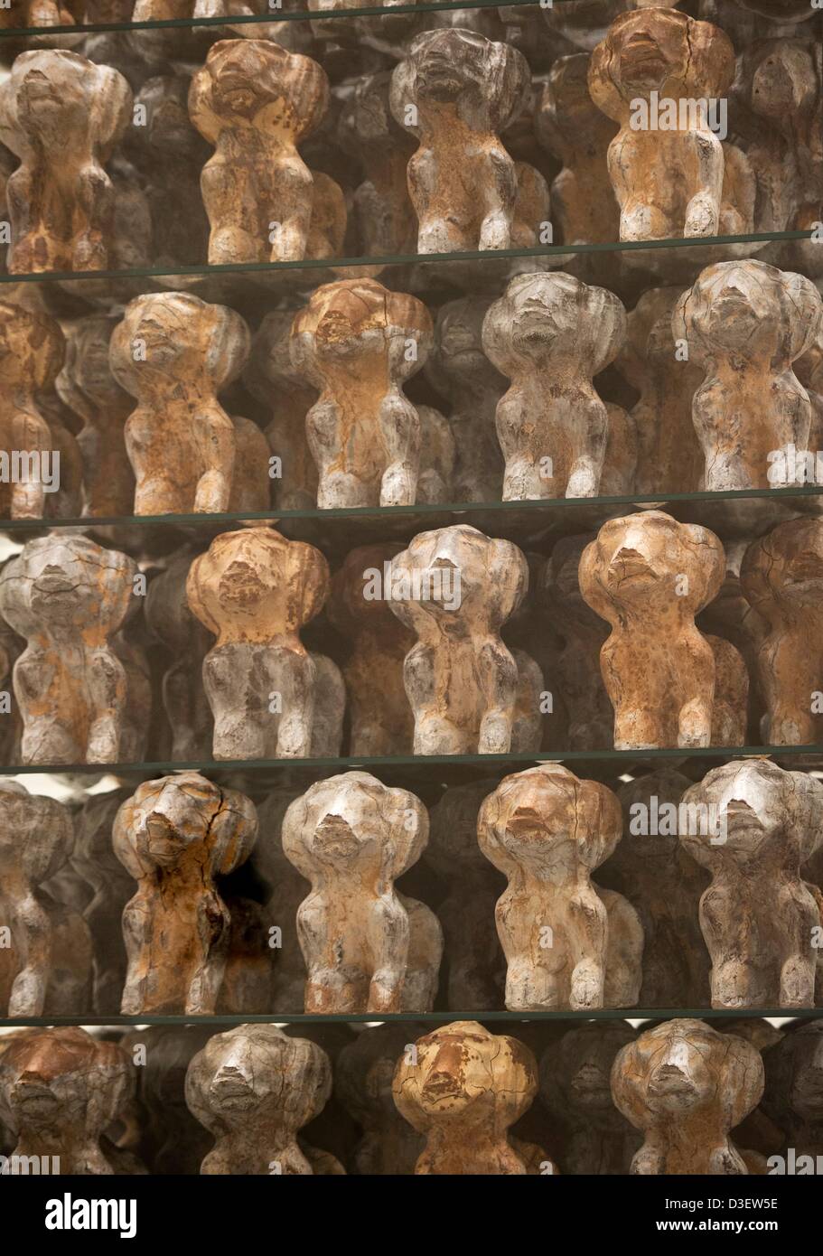 A man photographs the works "Lion Tower" (1963/1993) by Dieter Roth in ...