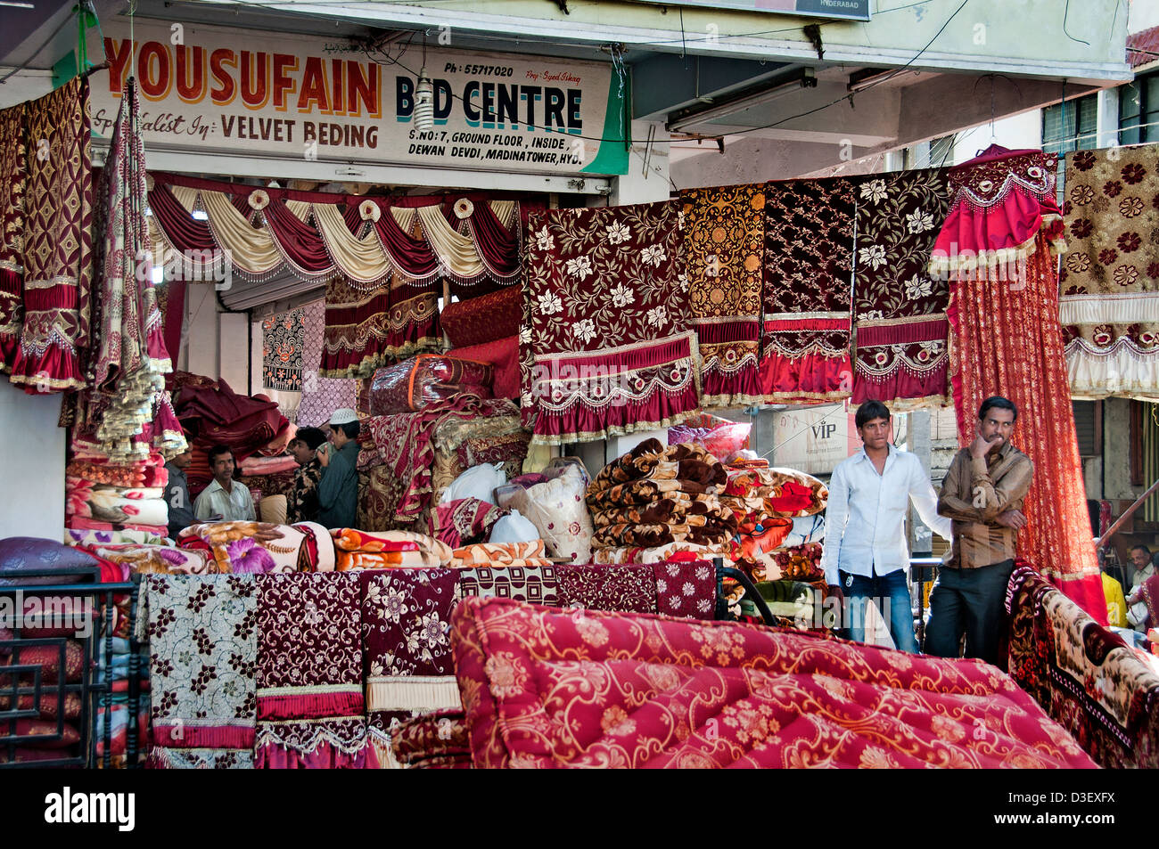 Kalamkari hi-res stock photography and images - Alamy