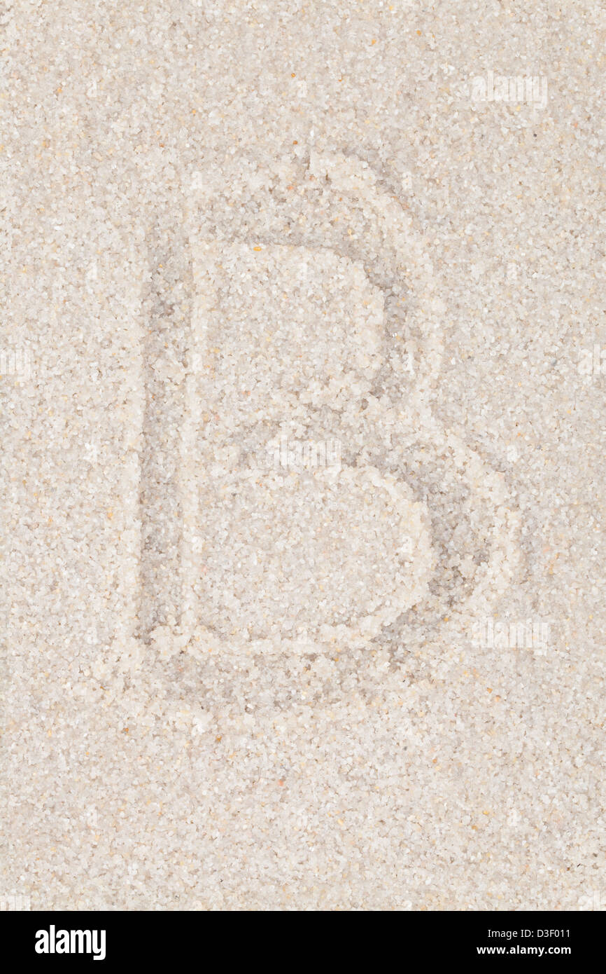 Alphabet writing on the sand - Letter B Stock Photo - Alamy