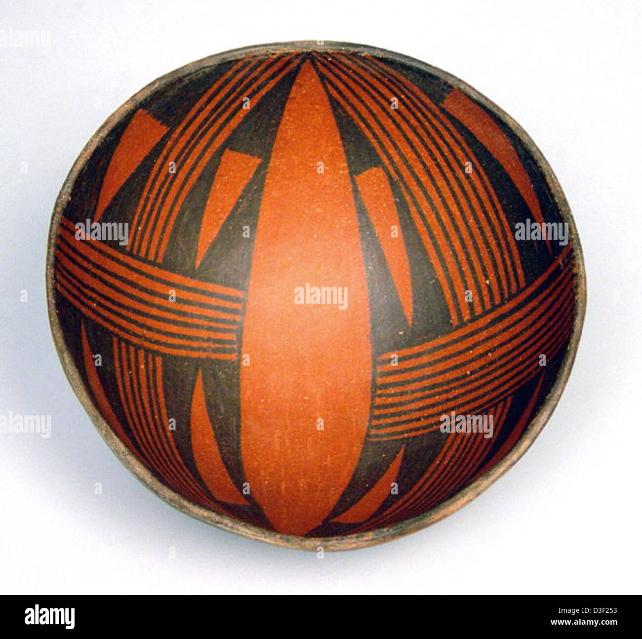 Tusayan Black and Red Pottery from the Grand Canyon represents ancient ...