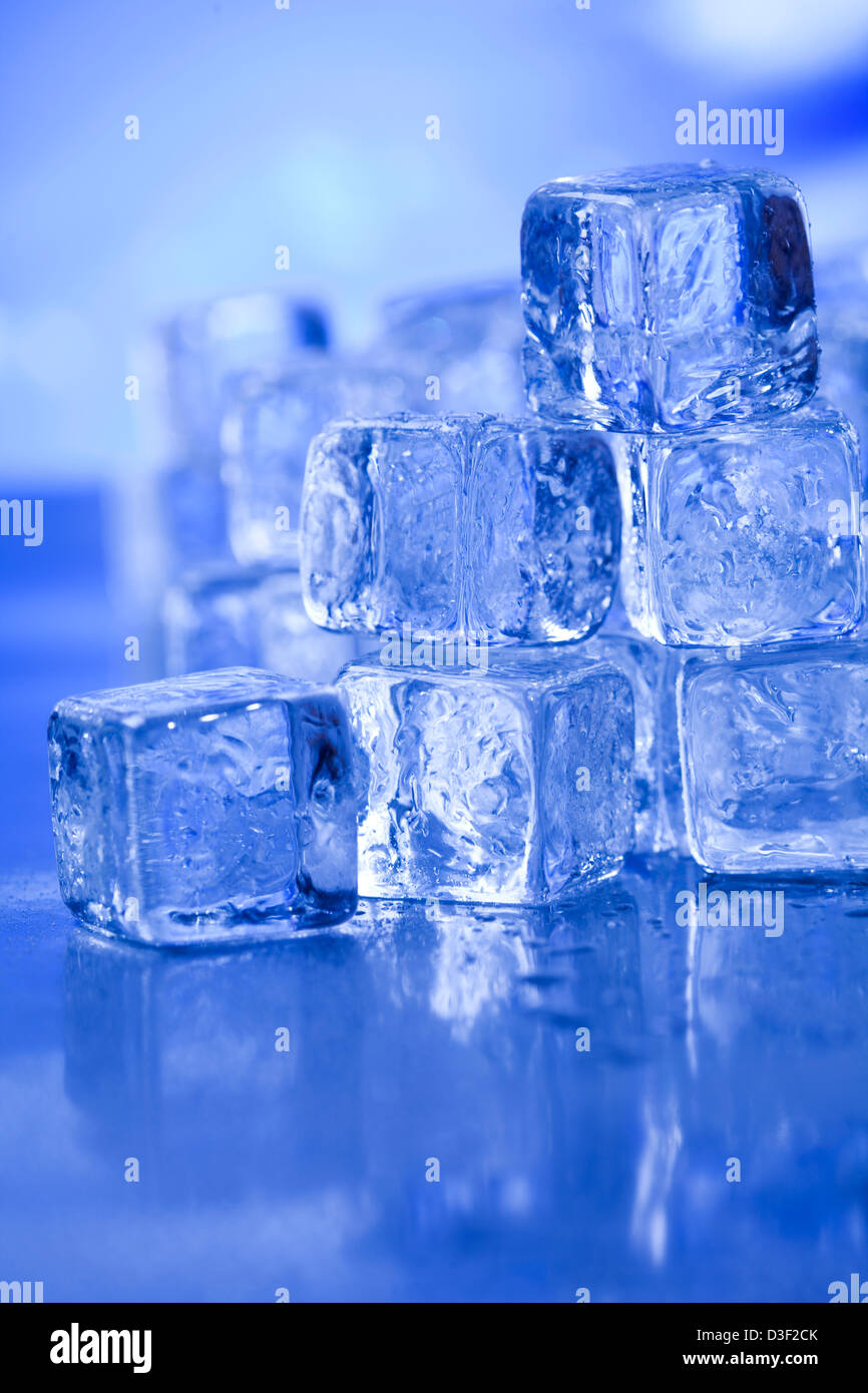 Blue background and ice cubes Stock Photo - Alamy