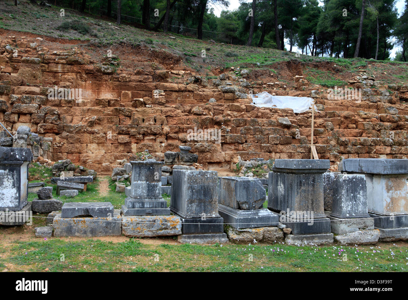 Oropos hi-res stock photography and images - Alamy