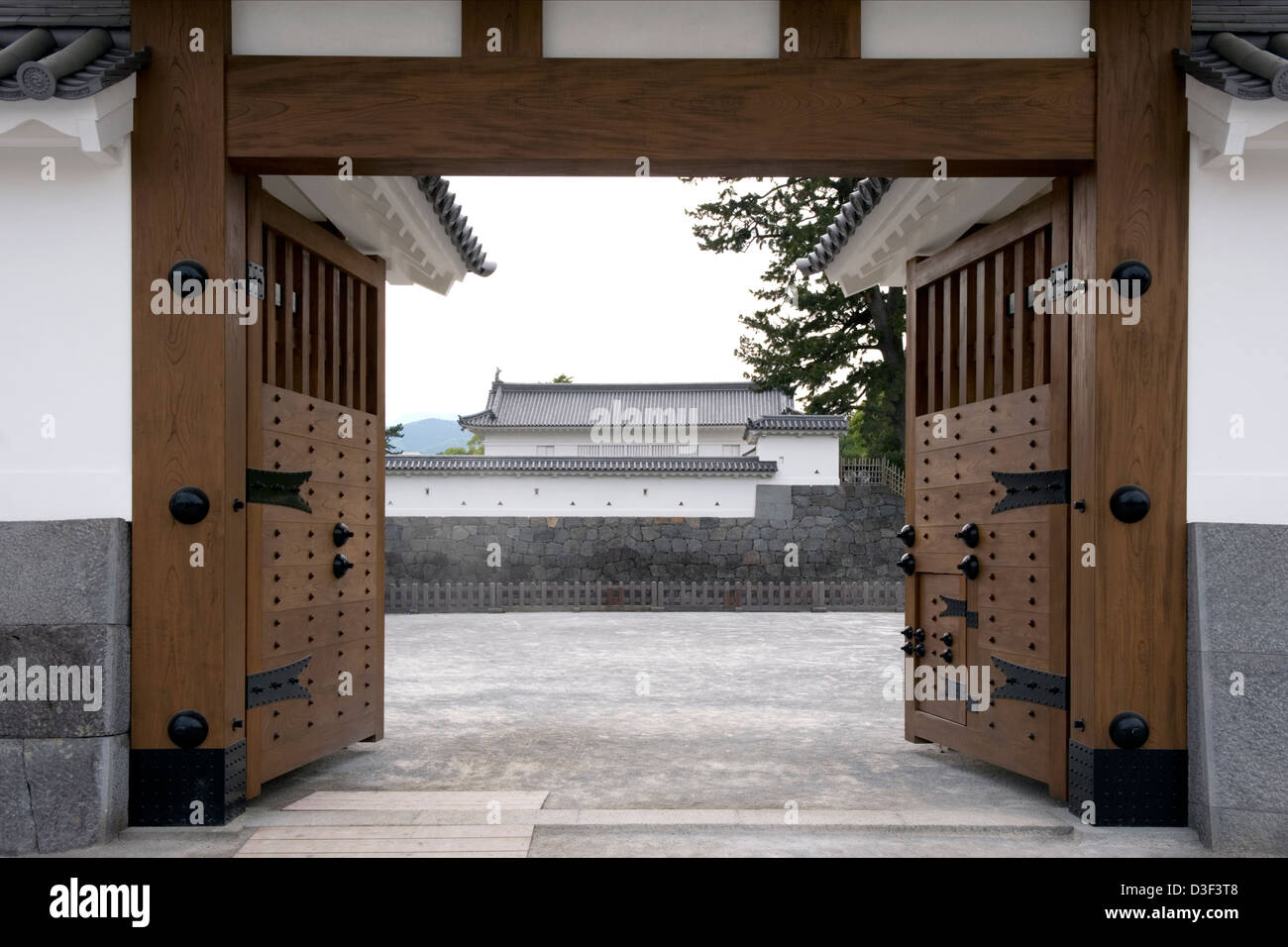Guard tower through an open gate at Odawara Castle, former stronghold ...