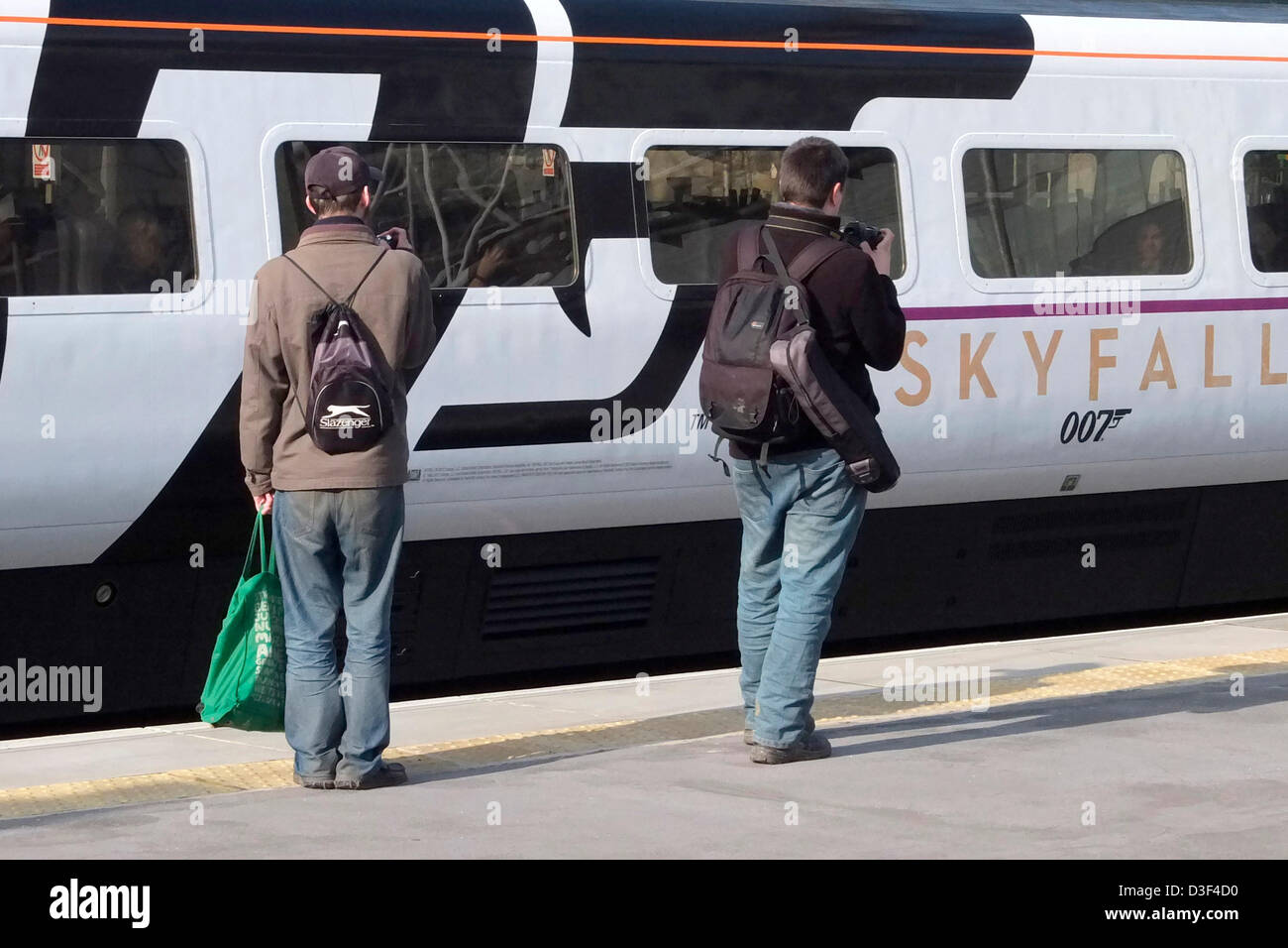 007 skyfall hi-res stock photography and images - Alamy