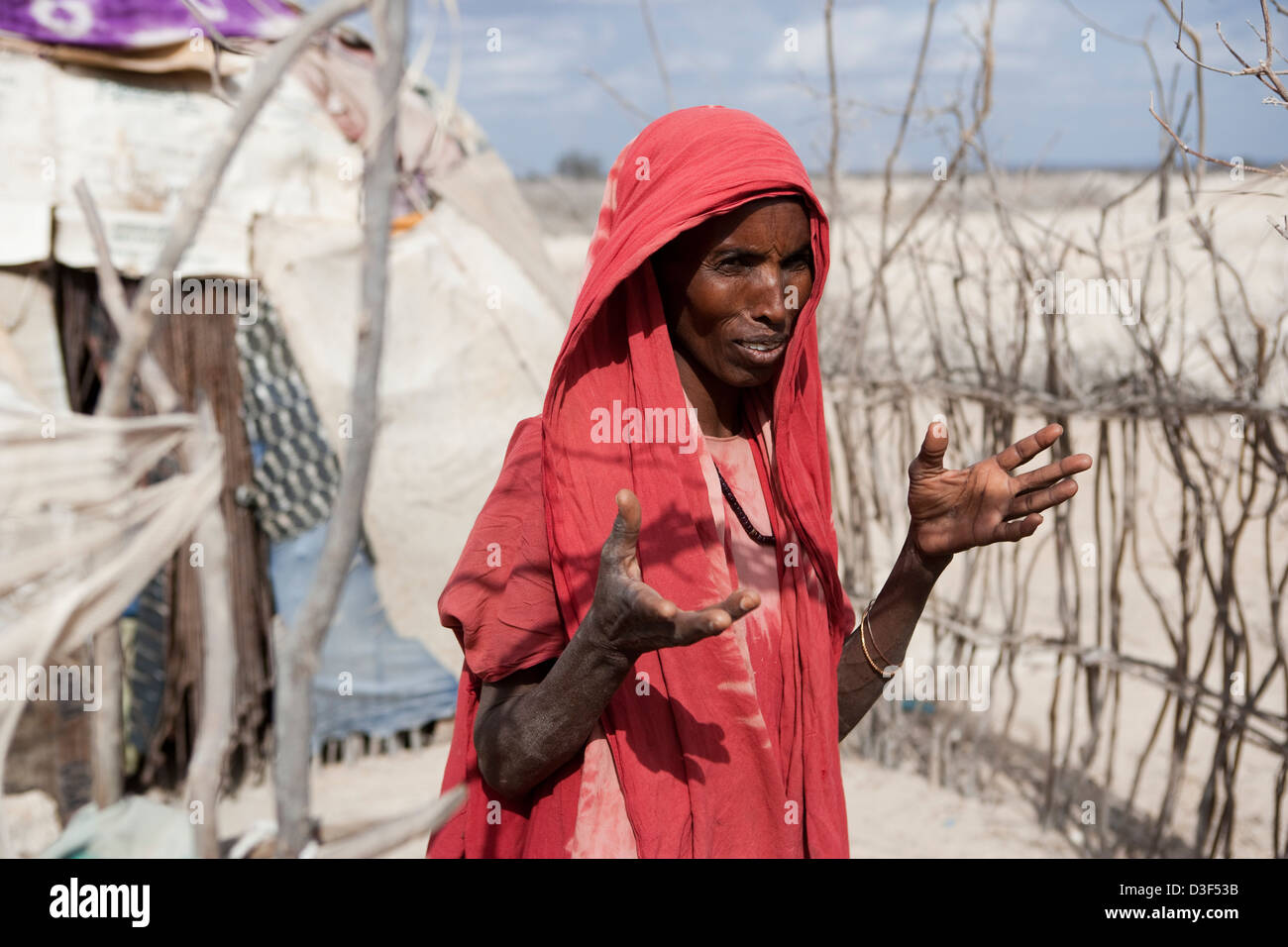 ELWAK, EASTERN KENYA, 3rd SEPTEMBER 2009: Kadija Omar, 45, has dropped ...