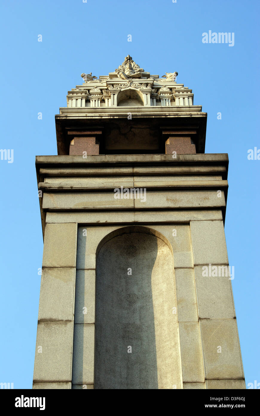 Bangalore hudson circle columns hi-res stock photography and images - Alamy