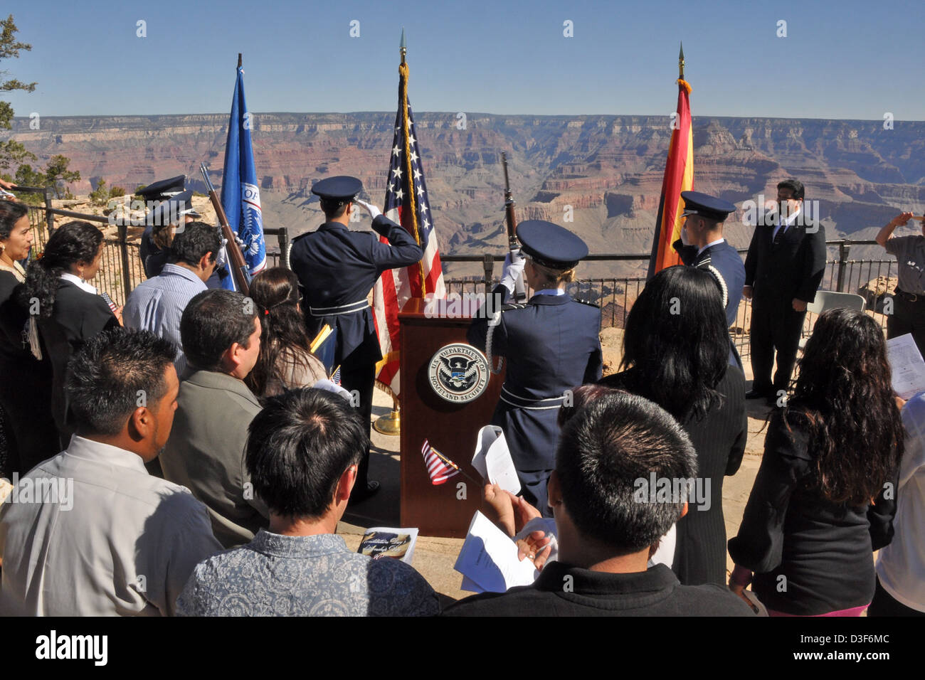 A naturalization ceremony held at the Grand Canyon celebrates new ...