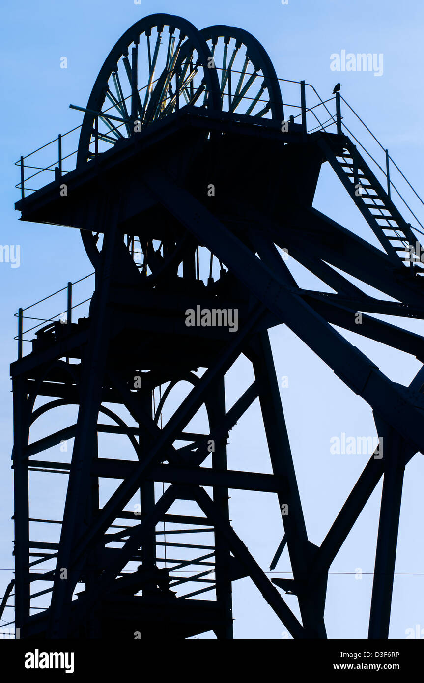 Pit head lift wheel Stock Photo - Alamy