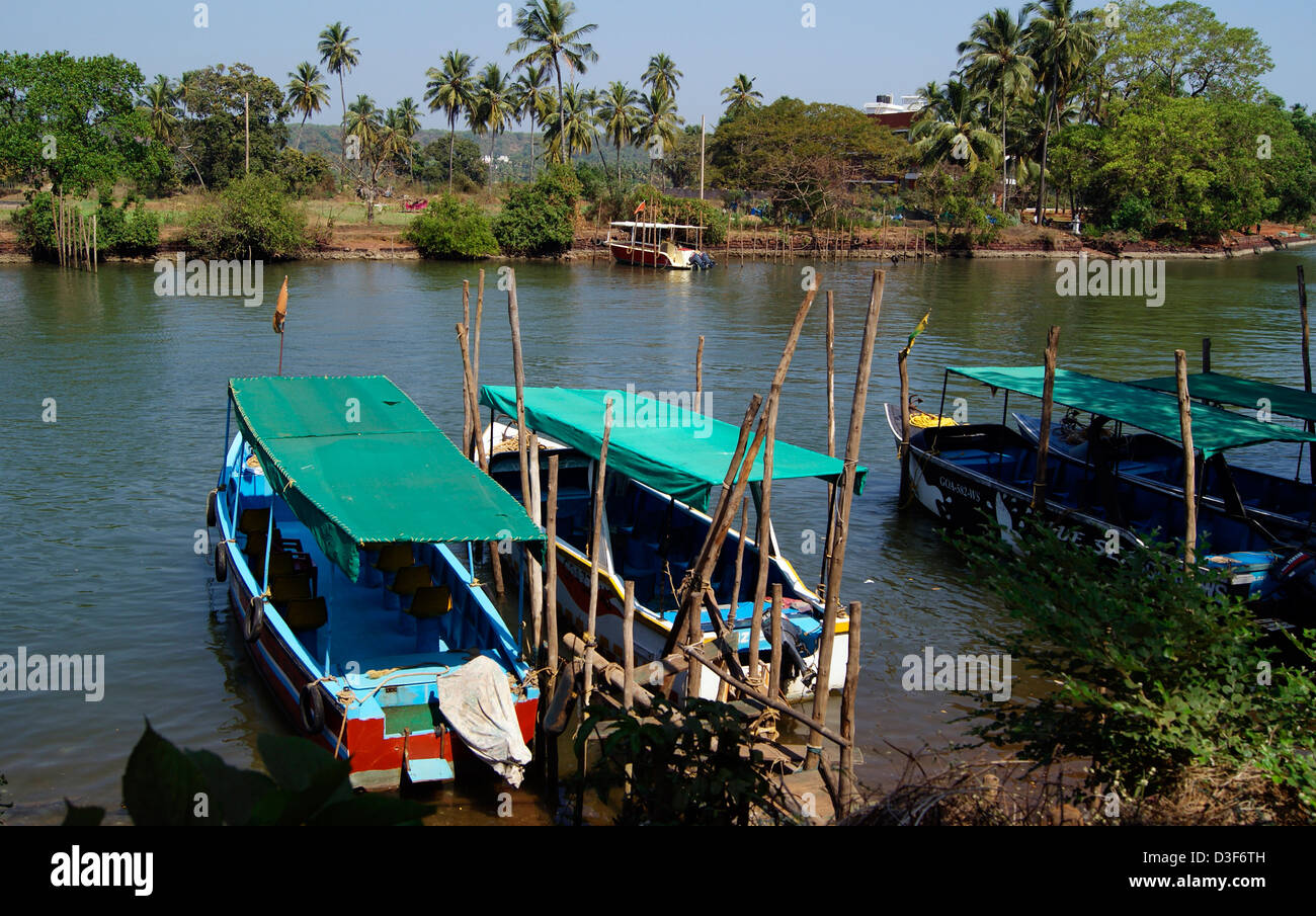 Goa picnic spots hi-res stock photography and images - Alamy