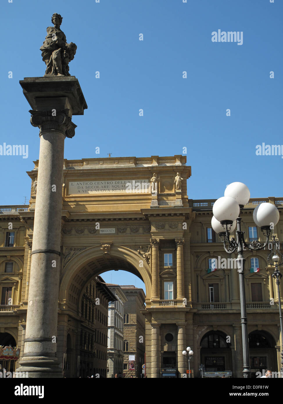Column restoration hi-res stock photography and images - Alamy