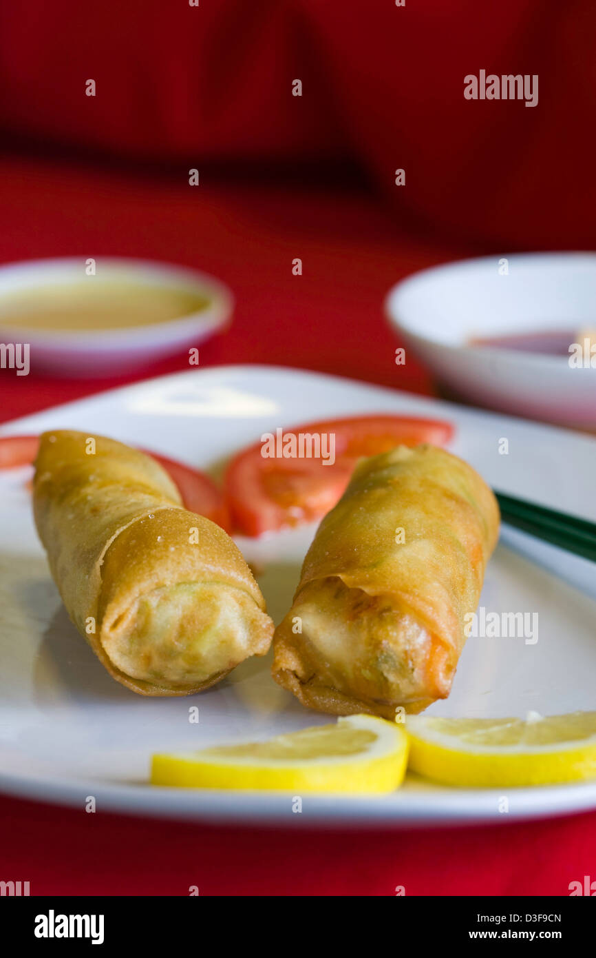 Chinese egg roll hi-res stock photography and images - Alamy
