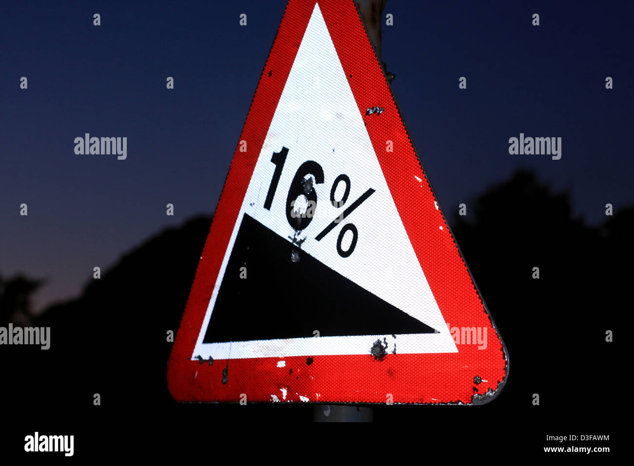 Incline of hill hi-res stock photography and images - Alamy
