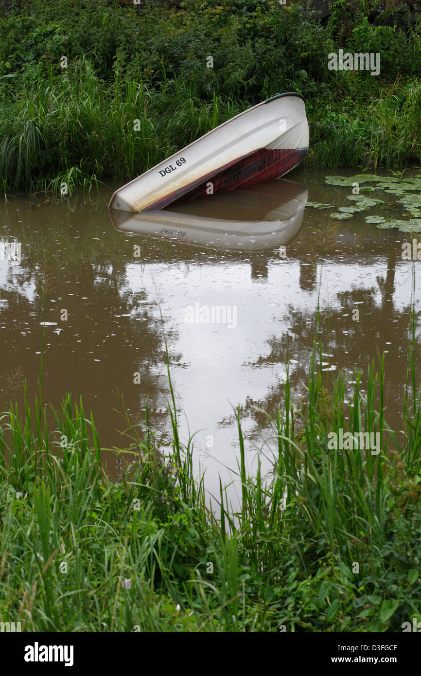 Capsize Rowing Boat High Resolution Stock Photography and Images - Alamy