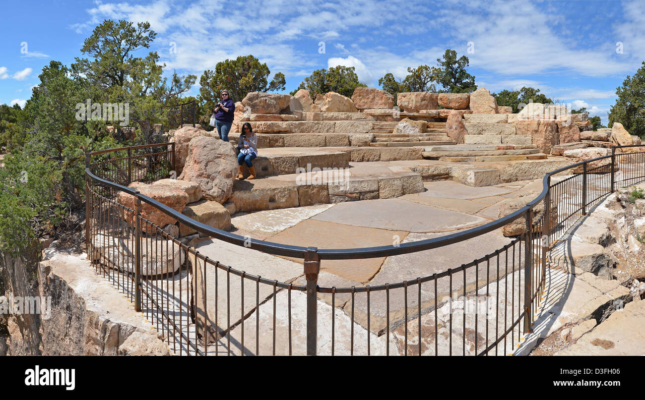 Manter Point Amphitheater at Grand Canyon National Park provides a ...