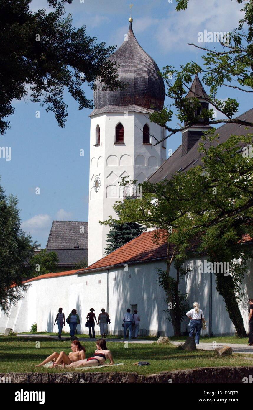 Kloster frauenchiemsee hi-res stock photography and images - Alamy