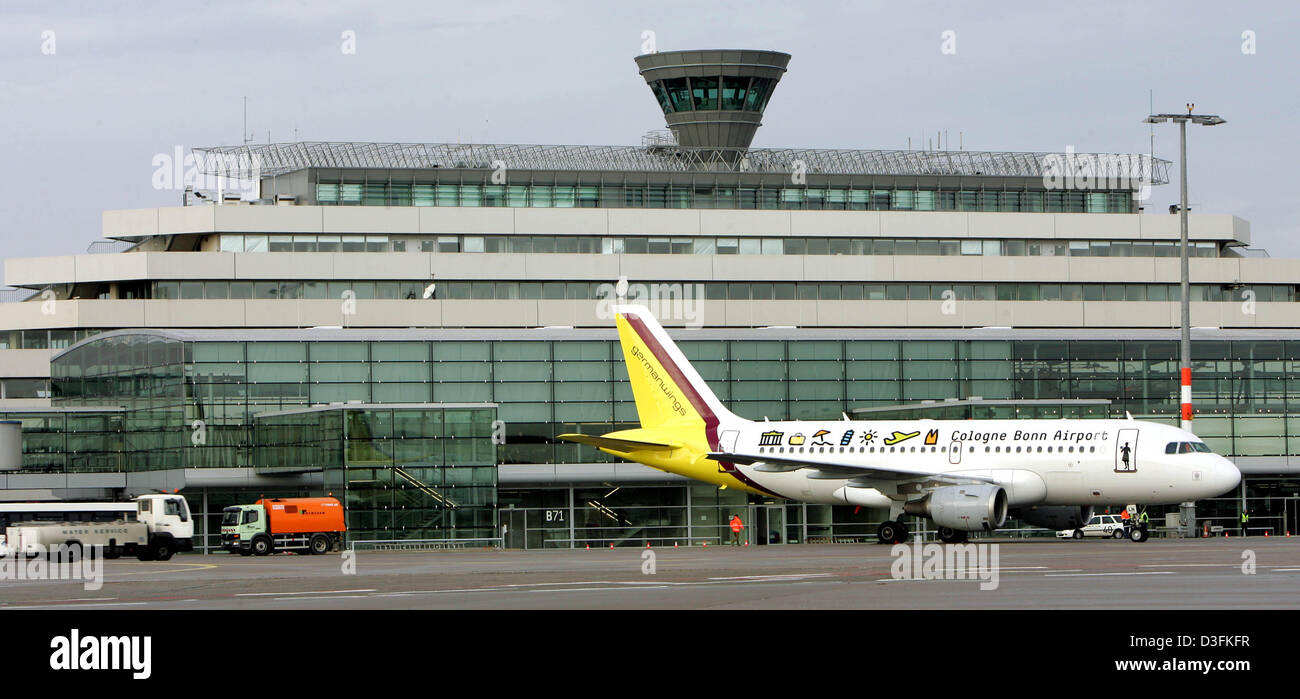 (dpa) - A plane stands in front of the new Starwalk terminal at the ...