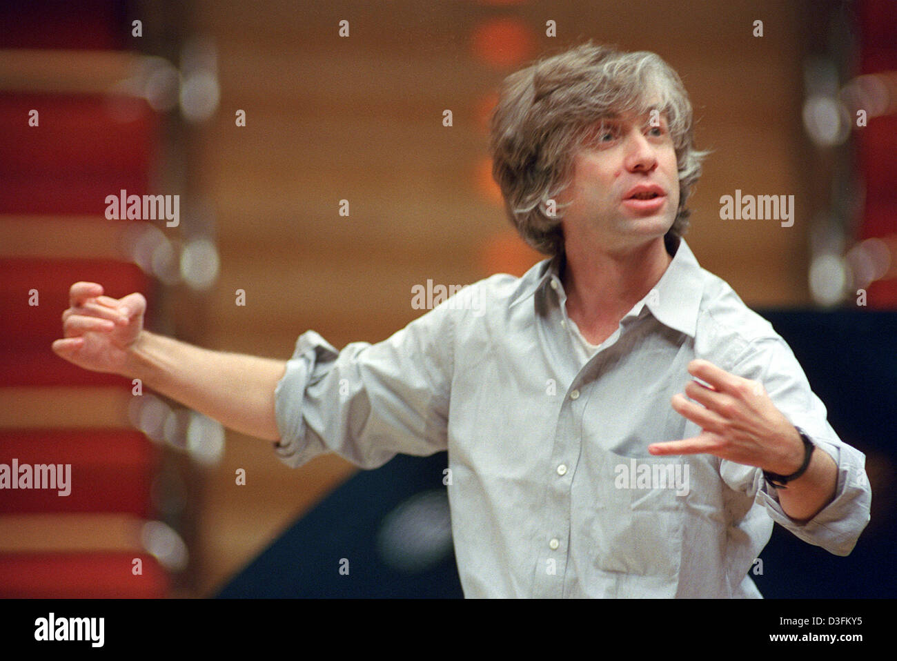 (dpa) - Italian Giovanni Antonni conducts a concert at the ...
