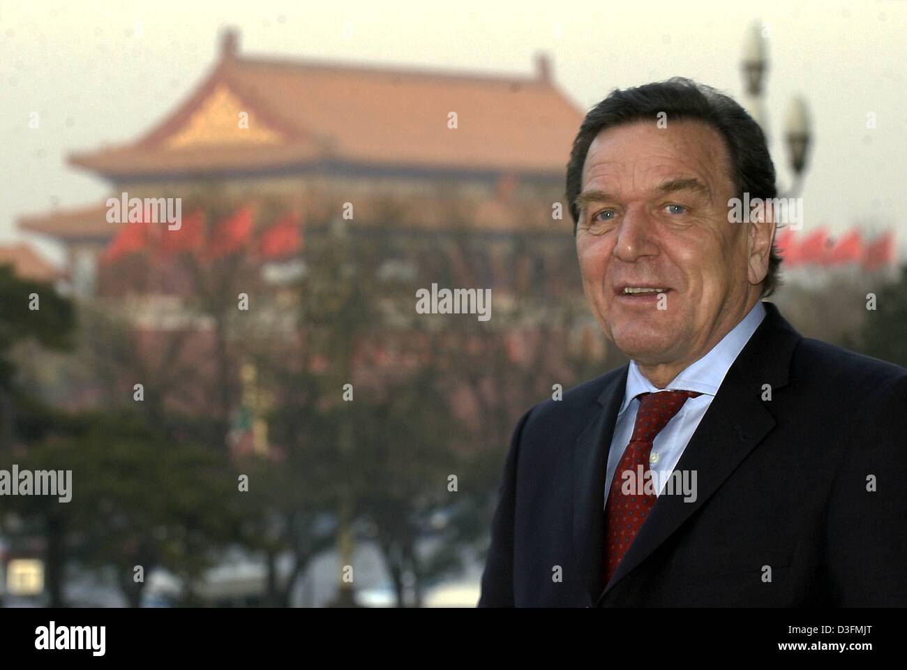 Politics pol diplomacy smiling politician china hi-res stock ...