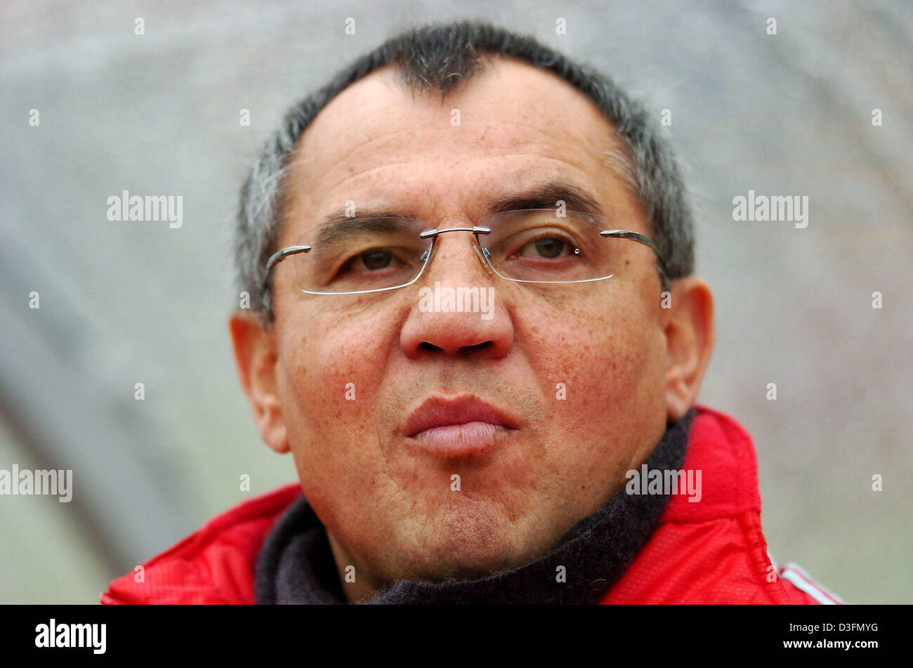 (dpa) - Bayern Munich's coach Felix Magath pictured at the Olympia ...