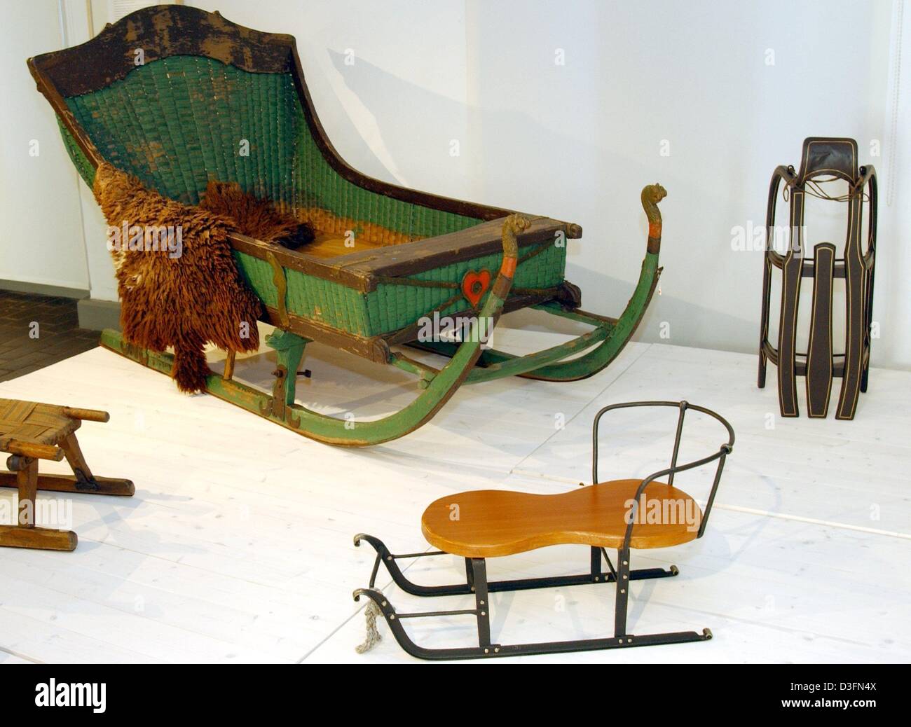 Arts culture entertainment ace transport sleigh sled sledge historic ...