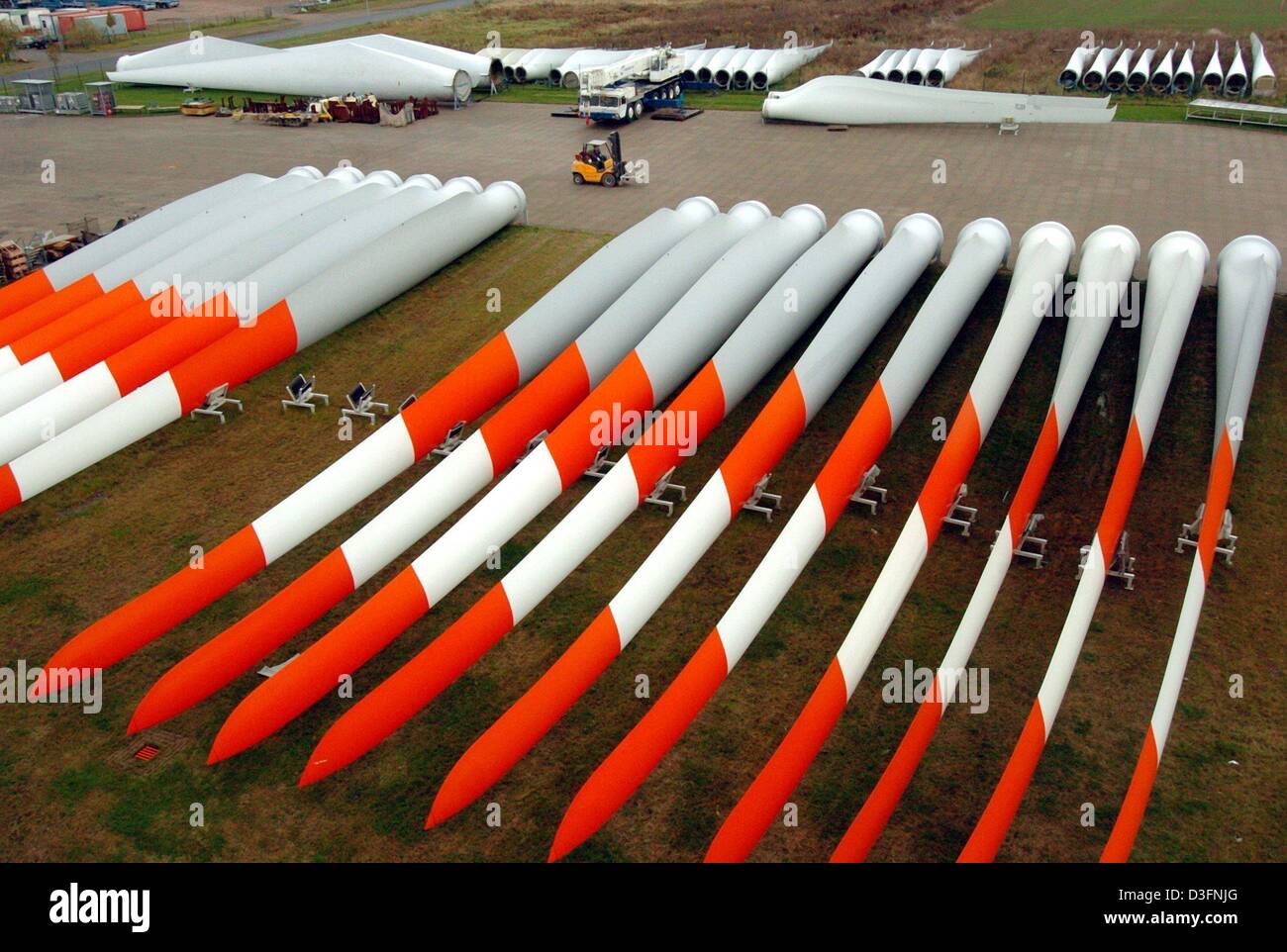 Rotorblades hi-res stock photography and images - Alamy