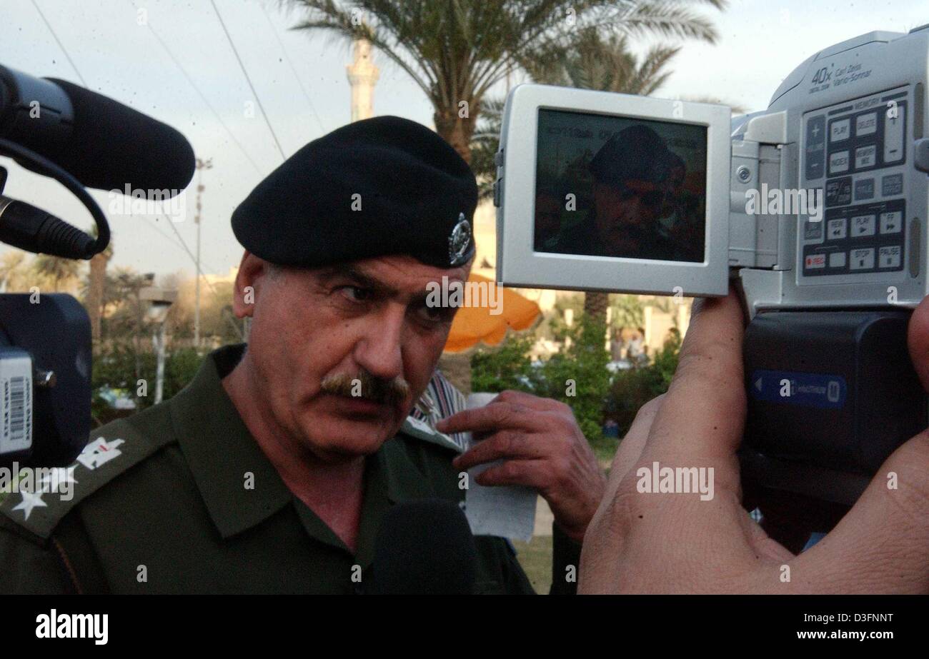 Police interview camera us hi-res stock photography and images - Alamy