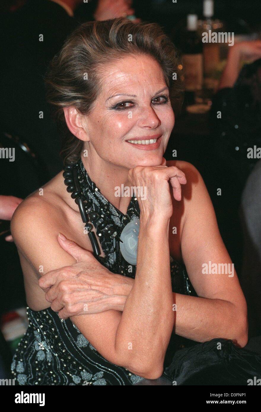 (dpa files) - Italian actress Claudia Cardinale pictured in Karlsruhe ...