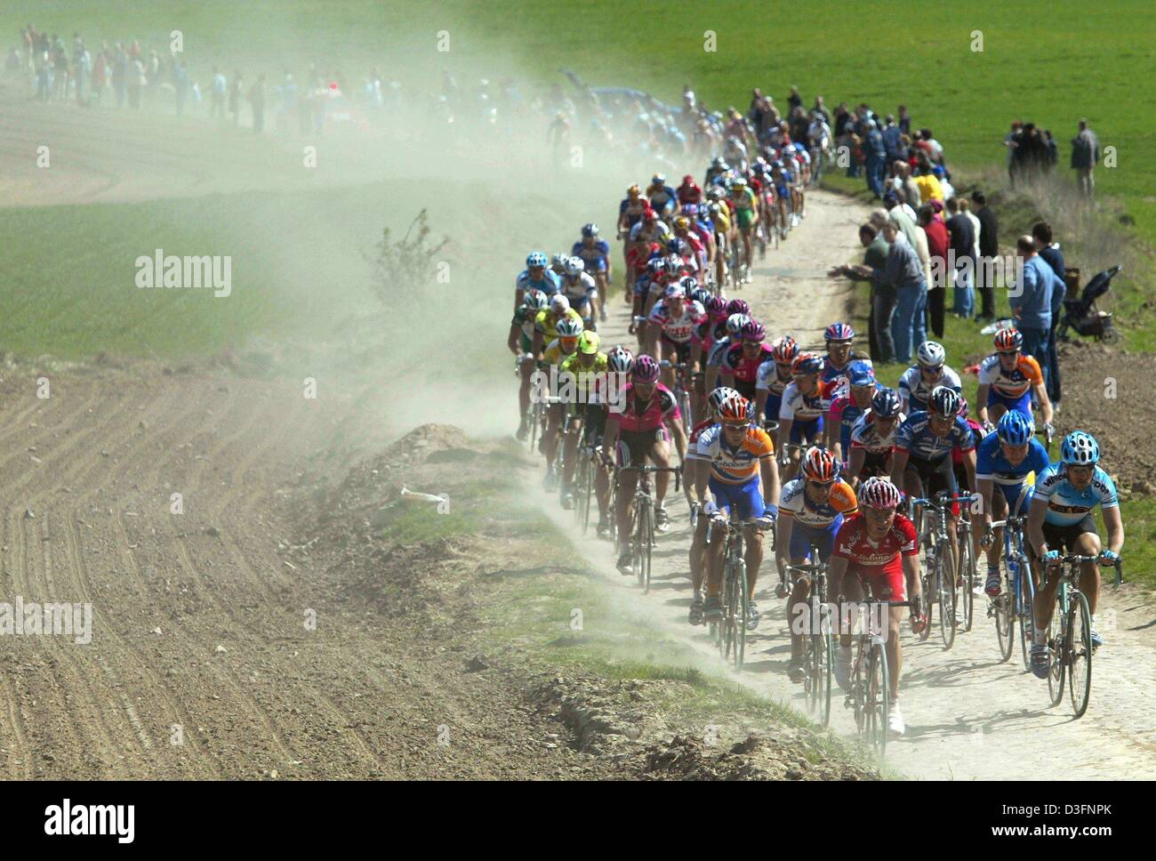 Paris roubaix mud hi-res stock photography and images - Alamy