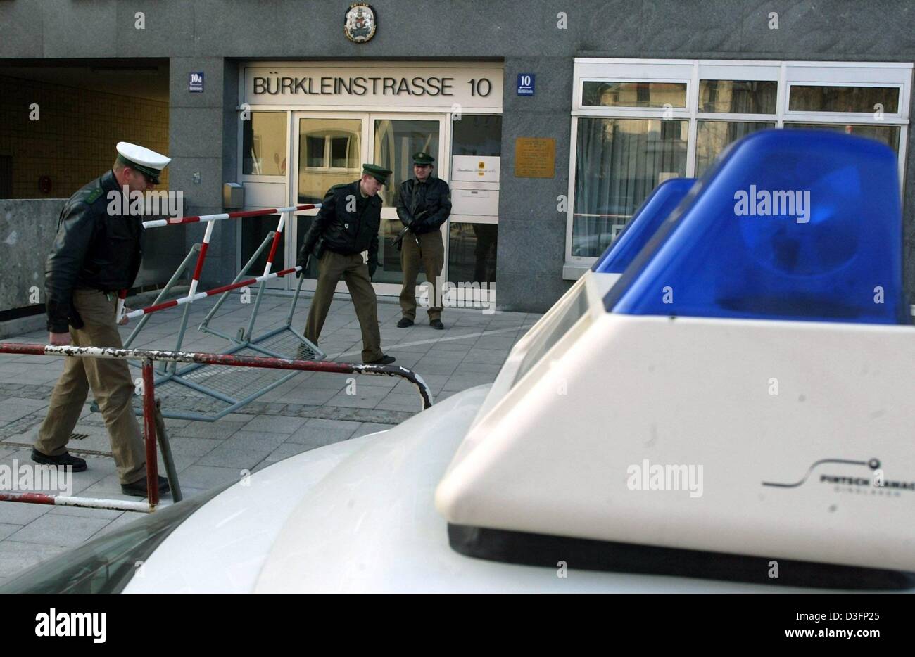 Cordon off hi-res stock photography and images - Alamy