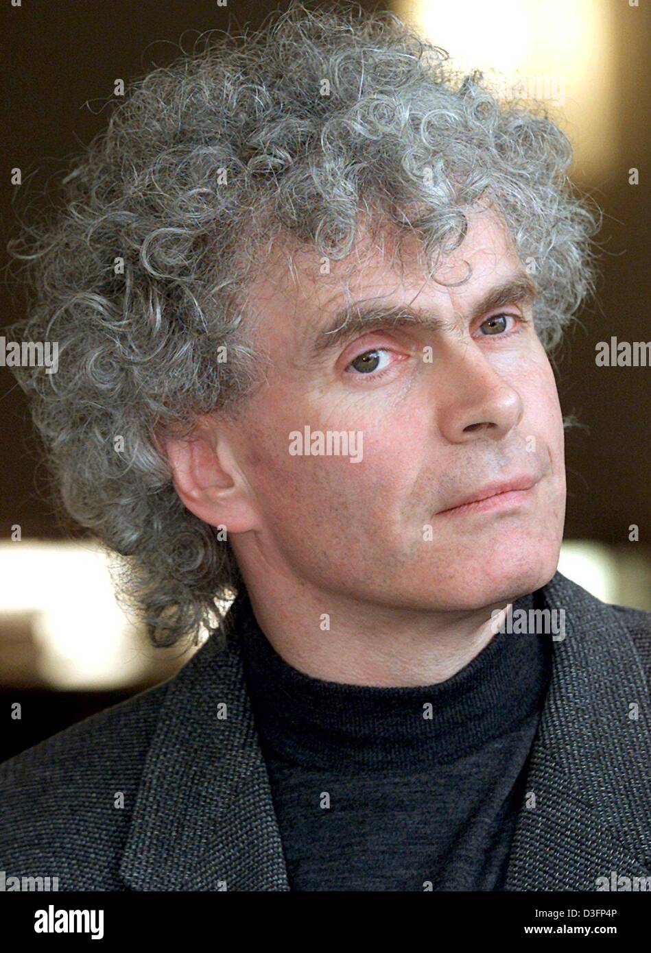 (dpa files) - British conductor Sir Simon Rattle, pictured in Berlin ...