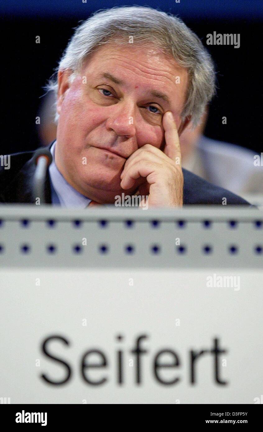 (dpa) - Werner Seifert, CEO of the German stock market Deutsche Boerse ...
