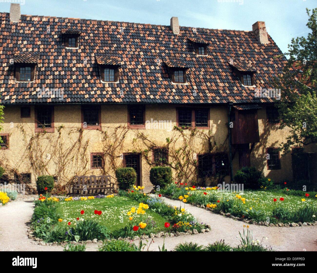 Arts culture entertainment ace monuments and heritage sites birthplace ...