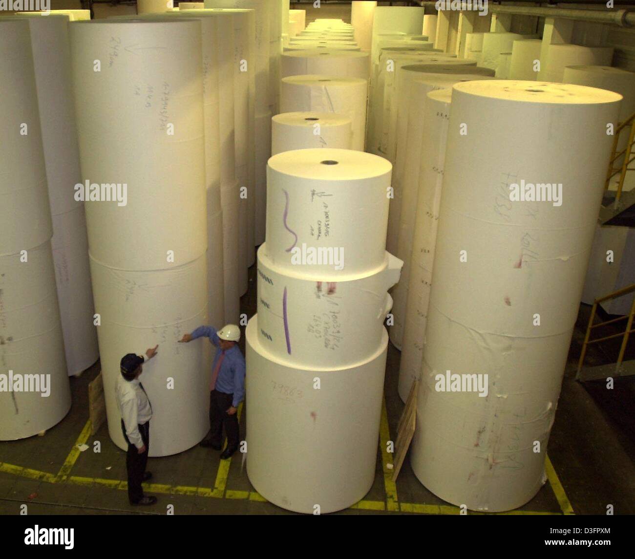 Heavy rolls hi-res stock photography and images - Alamy