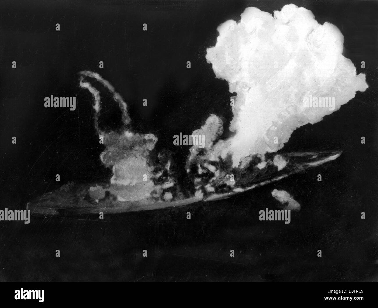 Battleship tirpitz hi-res stock photography and images - Alamy