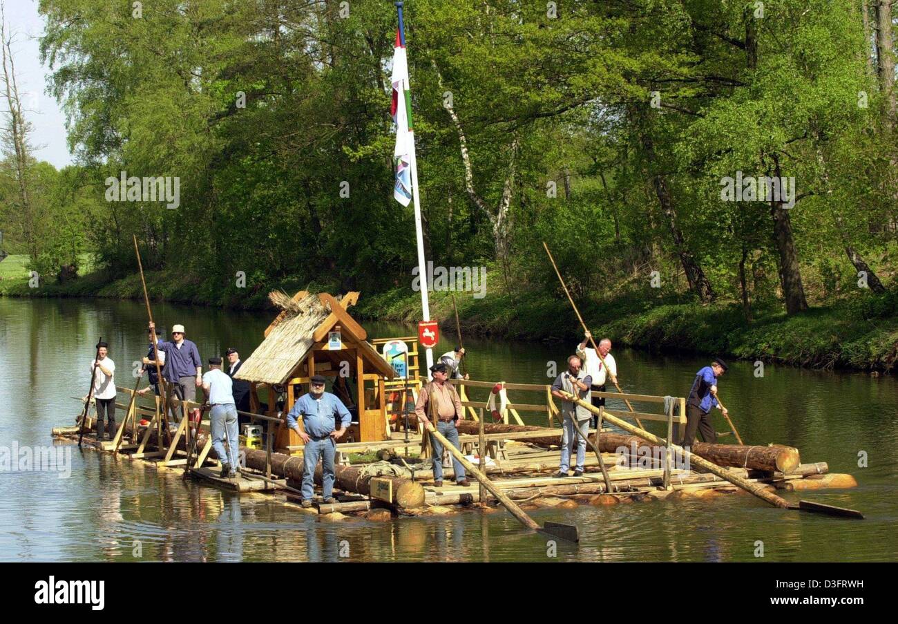 Human interest hum lifestyle leisure lif rafting raft float wooden hut ...