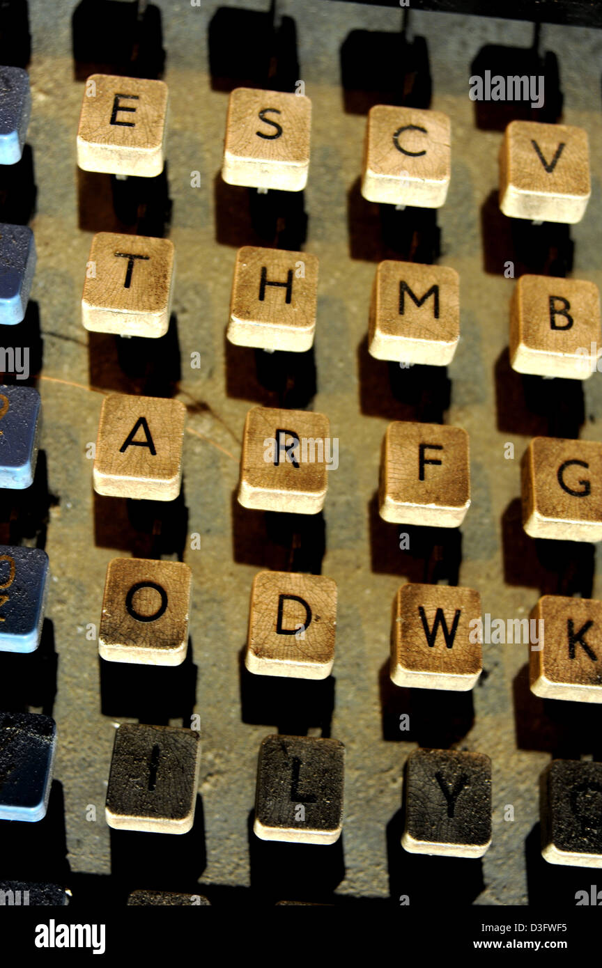 Intertype machine hi-res stock photography and images - Alamy