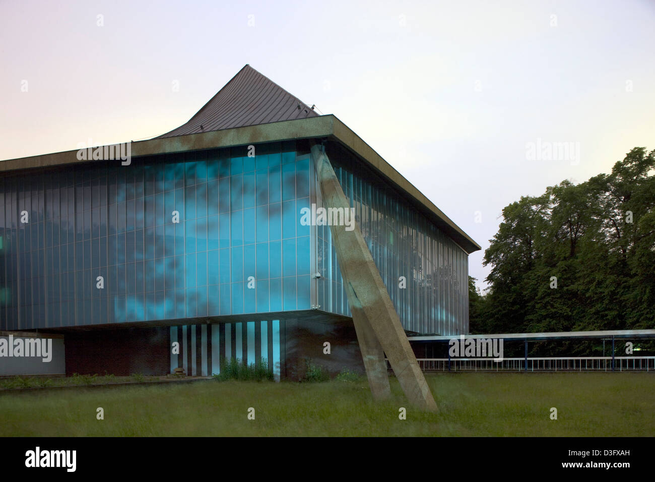 Commonwealth Institute, London, United Kingdom. Architect: RMJM London ...