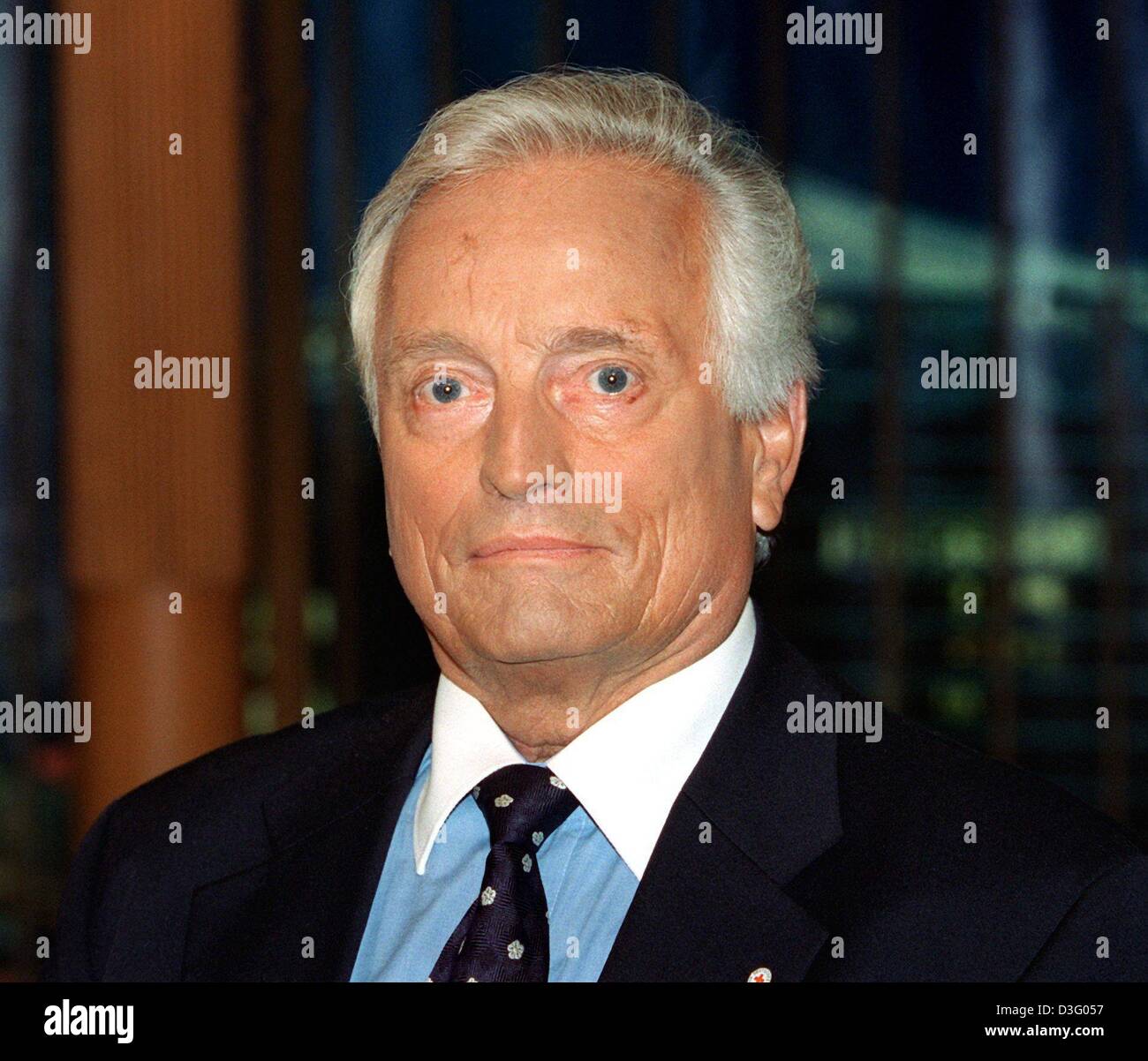 (dpa) - Knut Ipsen, President of the German Red Cross (DRK), pictured ...