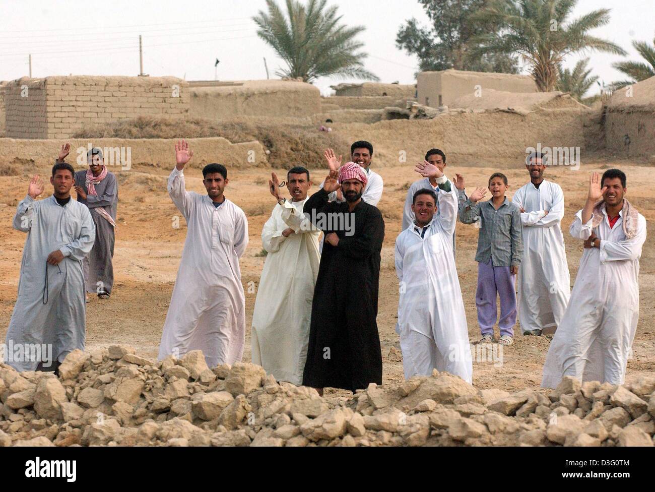 Iraq war civilians hi-res stock photography and images - Alamy