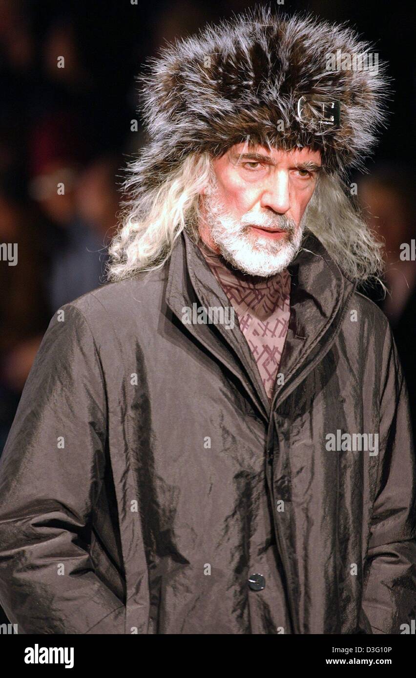 (dpa) - British actor David Gant ('Braveheart', 'Gandhi') as a model ...