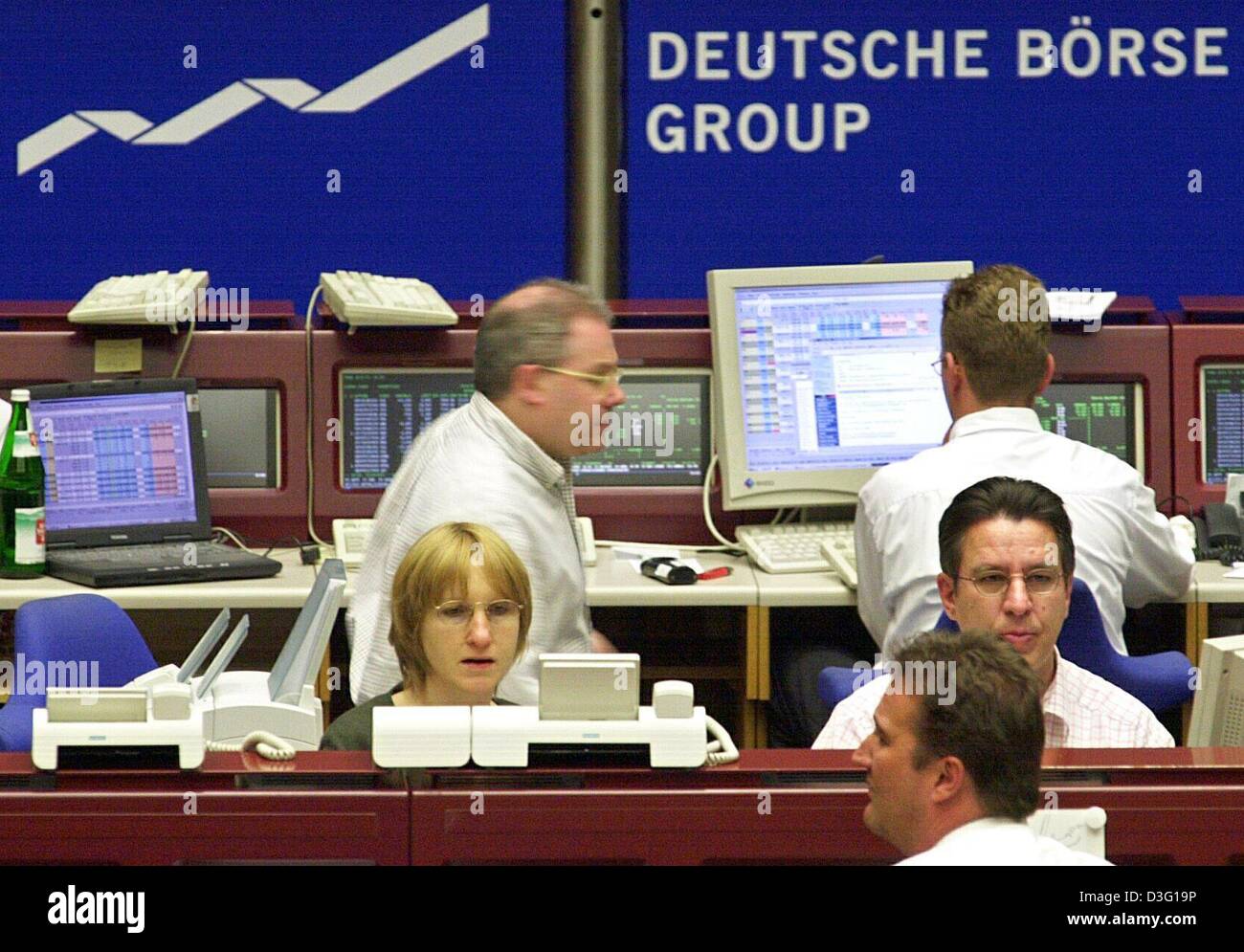 Expand growth finance hi-res stock photography and images - Alamy