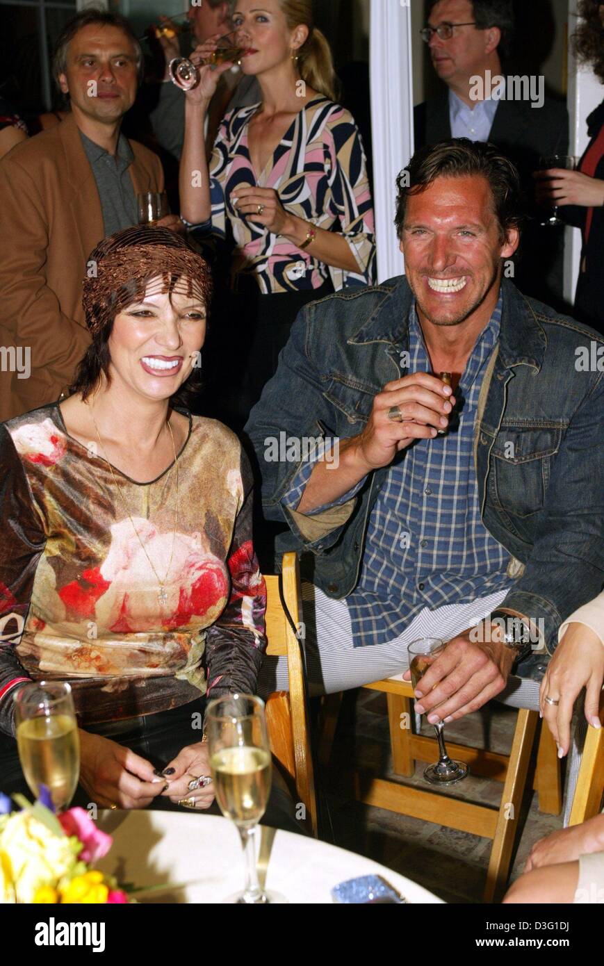 (dpa) - German action hero Ralph Moeller, who lives in the United ...