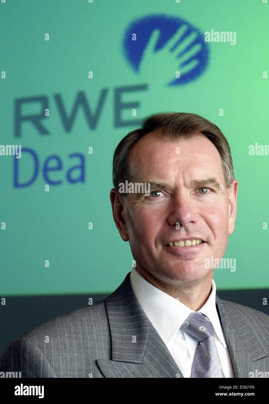 Rwe dea oil hi-res stock photography and images - Alamy