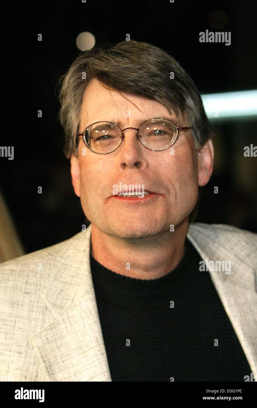 Horror fiction hi-res stock photography and images - Alamy