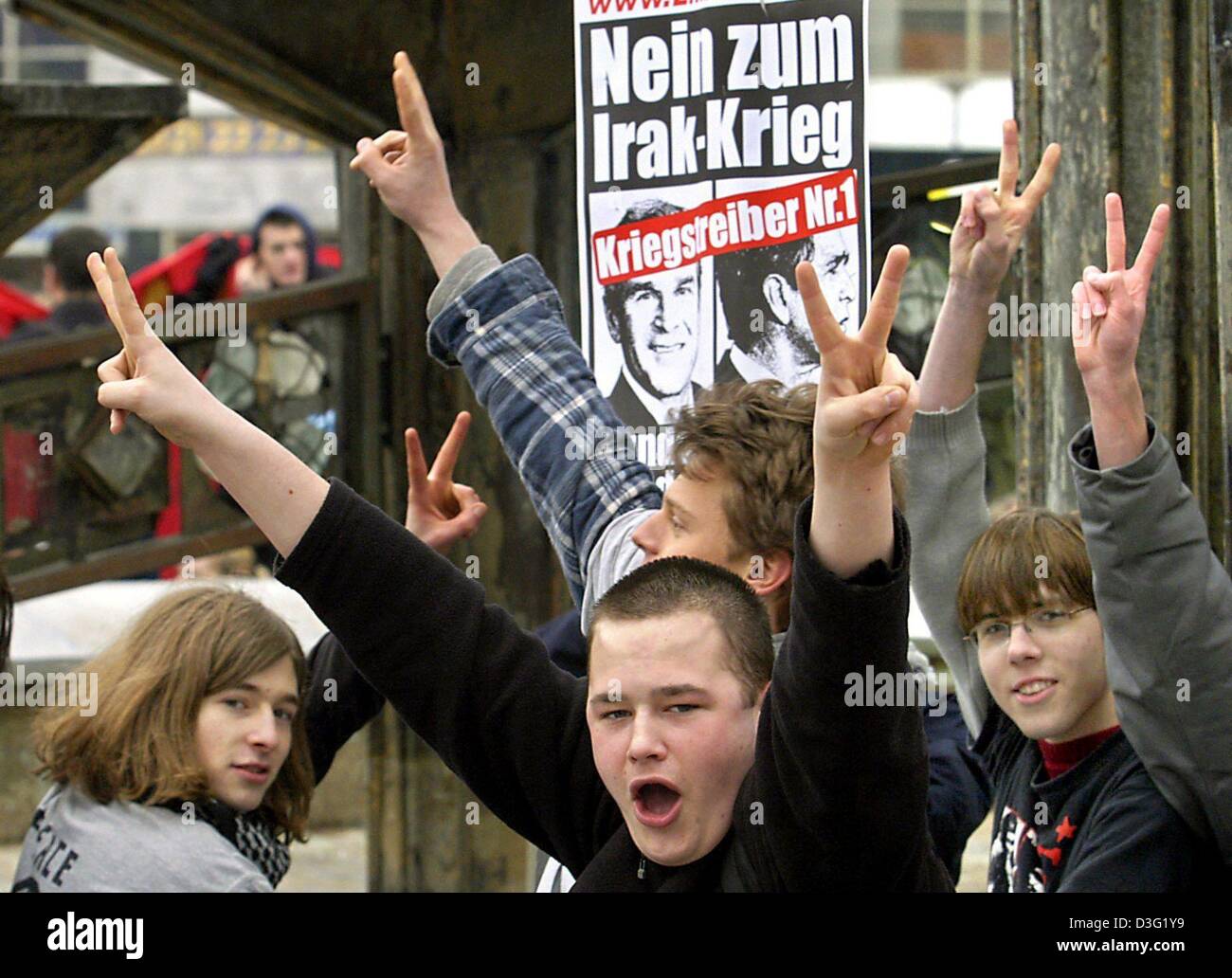 Iraq war march 2003 baghdad hi-res stock photography and images - Alamy
