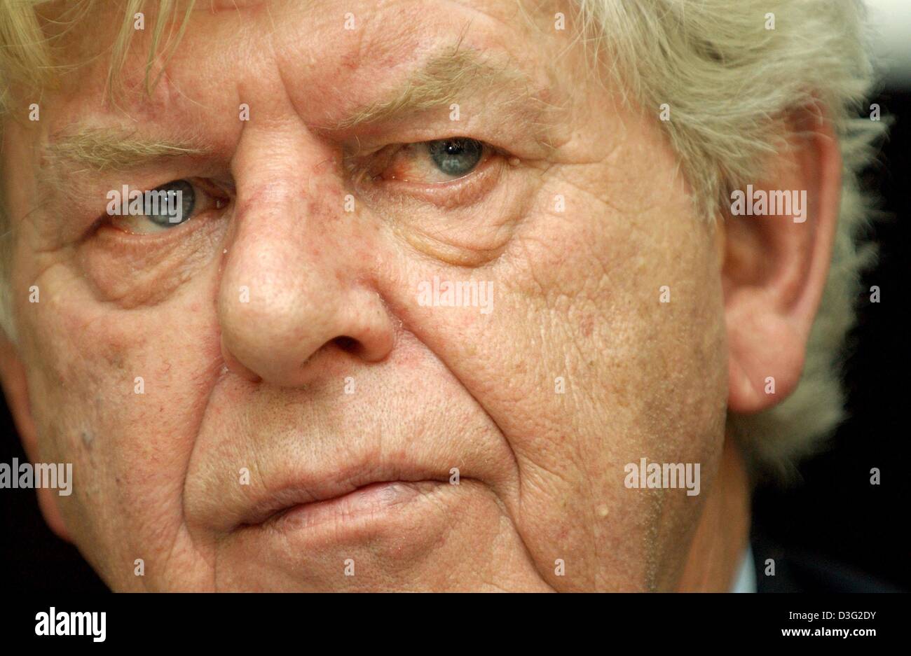 (dpa) - Wim Duisenberg, President of the European Central Bank (ECB ...